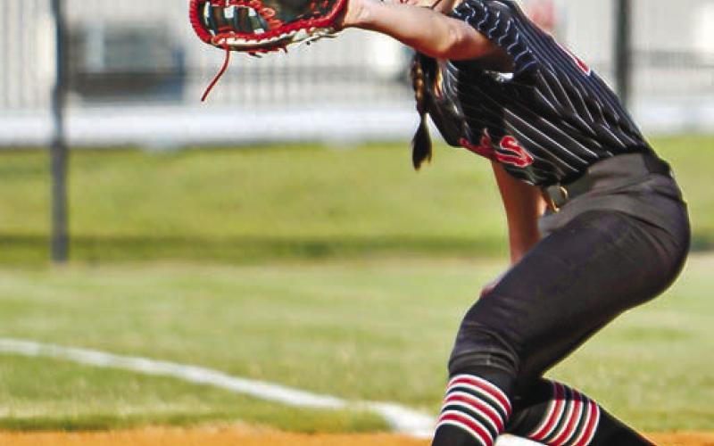Lady ‘Dogs capture region title over Harlem | Lake Oconee News
